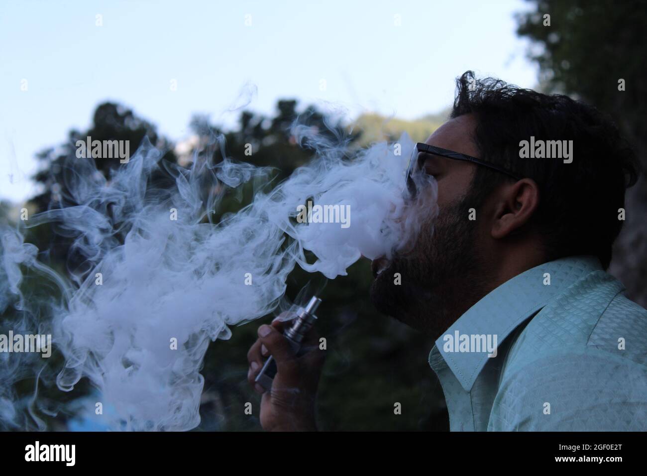 Smoking boy hi-res stock photography and images - Alamy