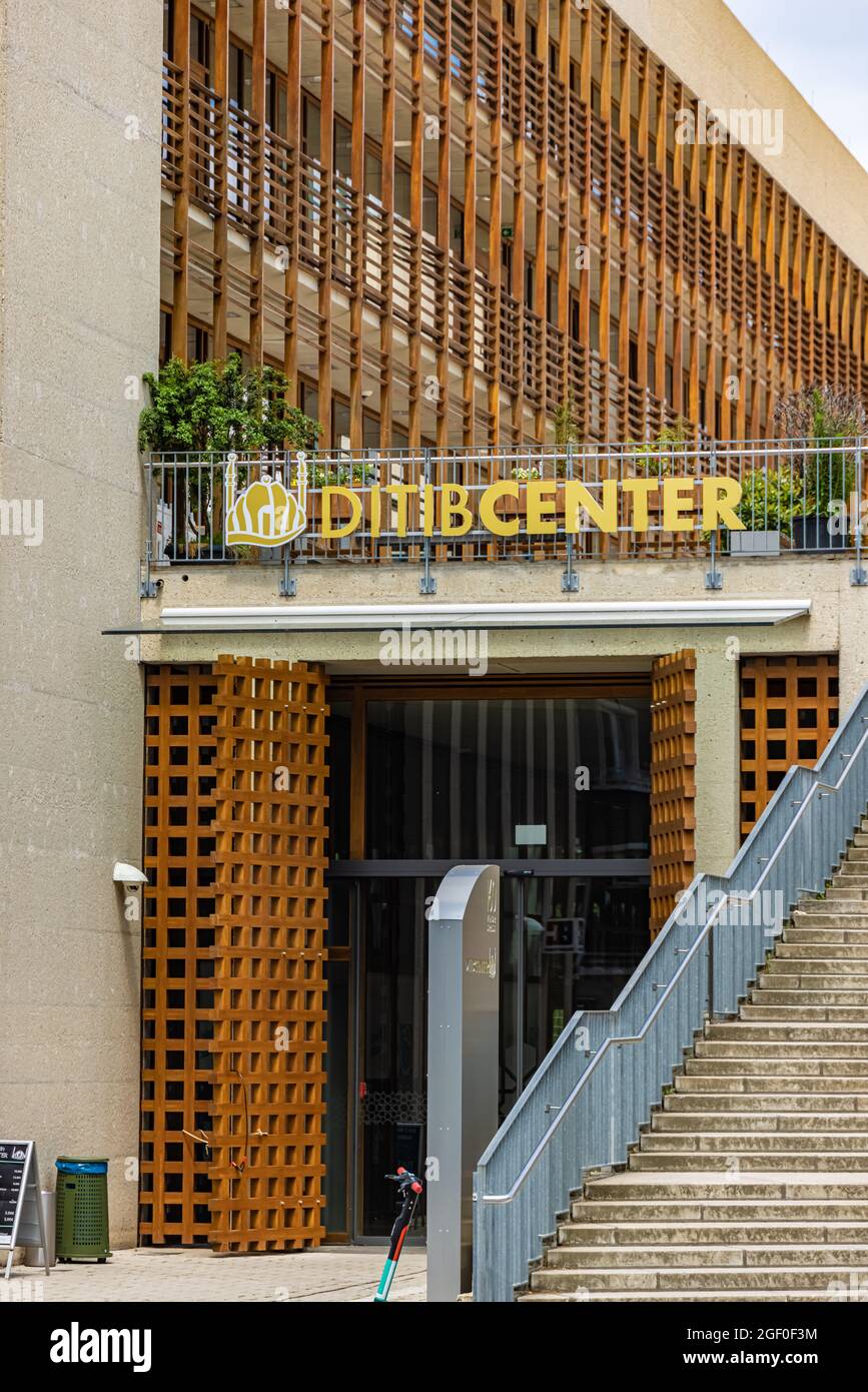 Ditib Center at the Central Mosque in Cologne - CITY OF COLOGNE ...