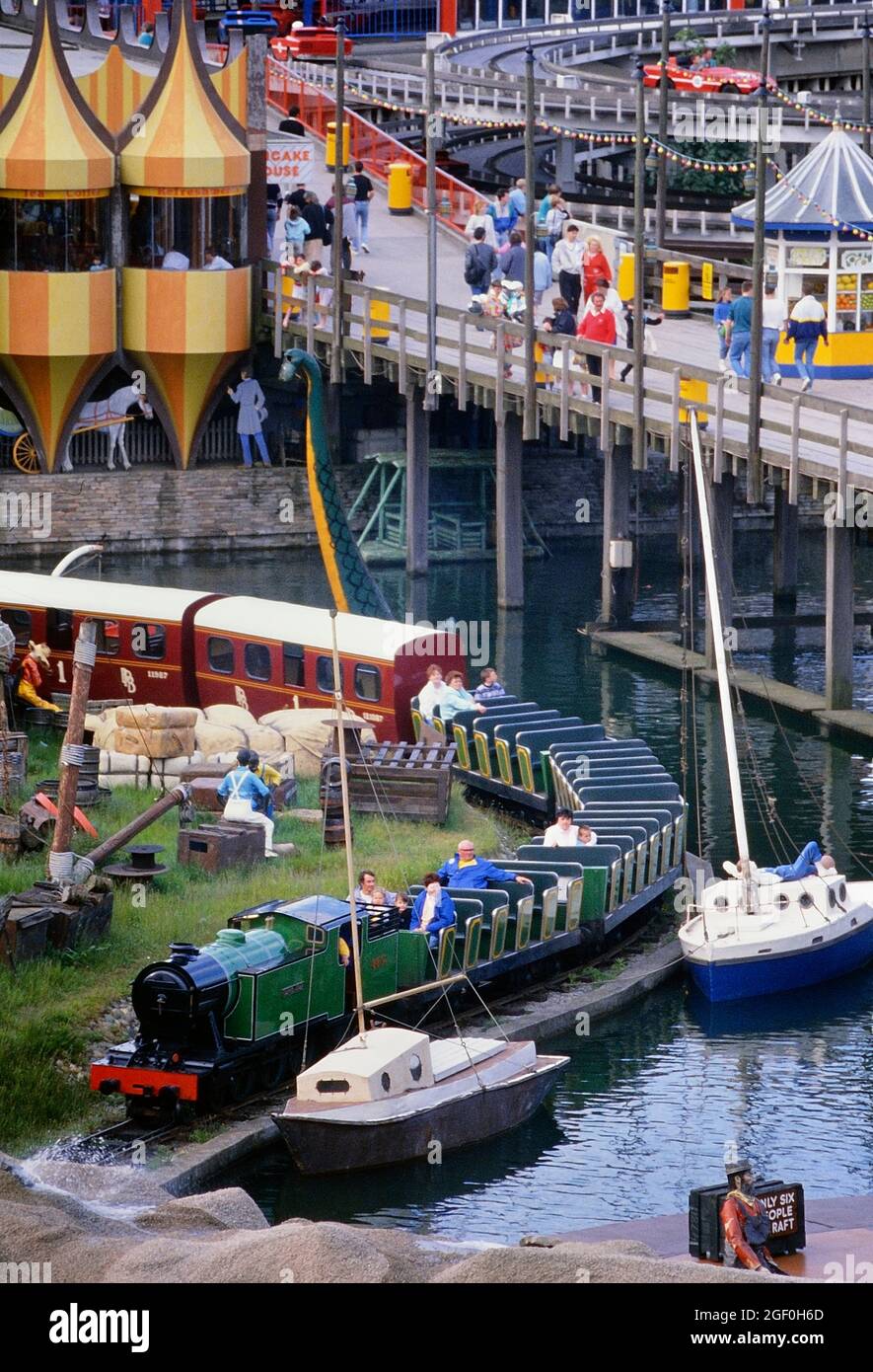The Blackpool Pleasure Beach Express passenger train. Blackpool ...
