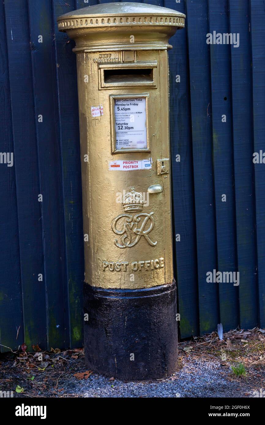 Poole Dorset, UK. 22nd August 2021. A George VI postbox post box in ...