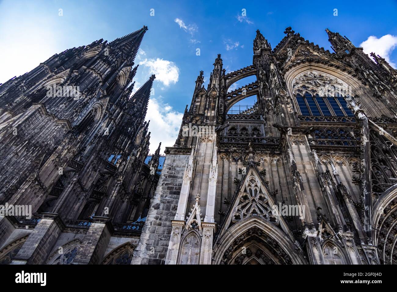 Cologne Cathedral - famous landmark in the city center Stock Photo - Alamy