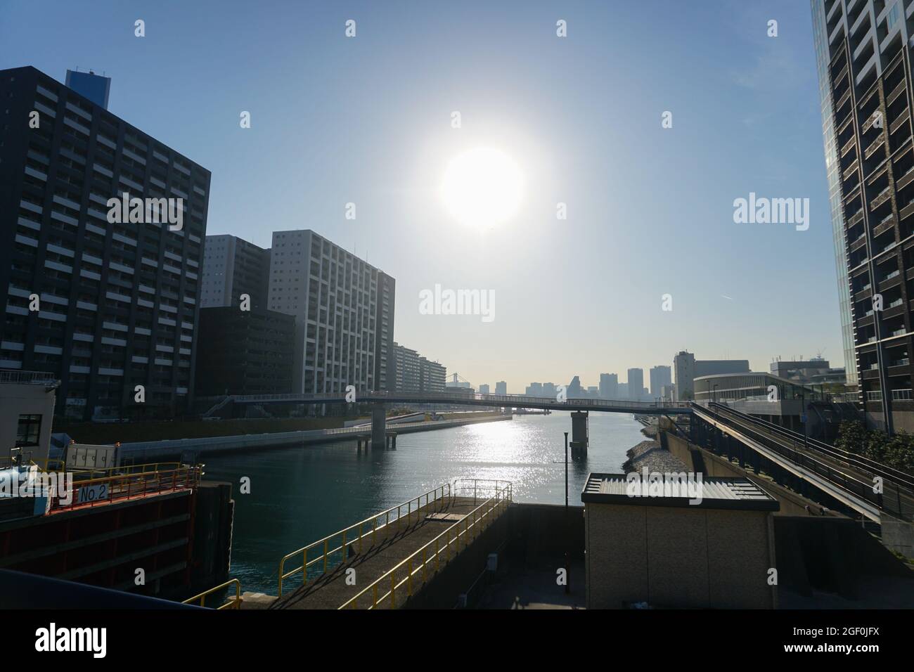 Tokyo apartment building hi-res stock photography and images - Alamy