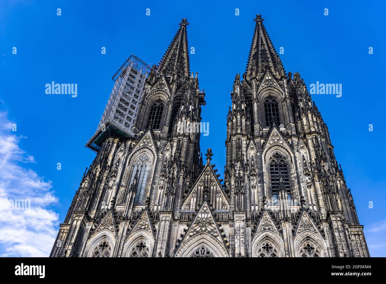 Cologne Cathedral - famous landmark in the city center Stock Photo - Alamy
