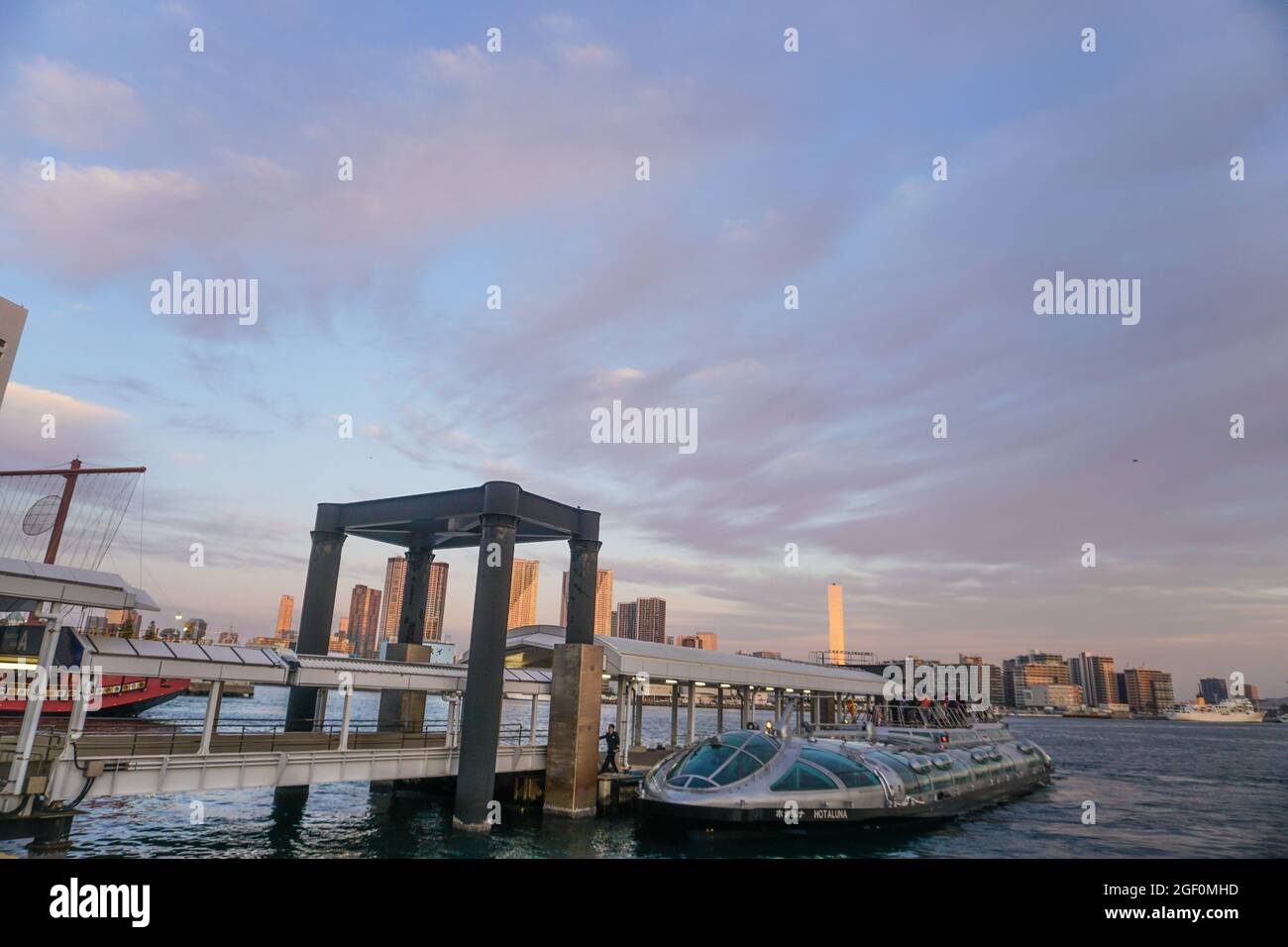 Tokyo bay ferry hi-res stock photography and images - Alamy