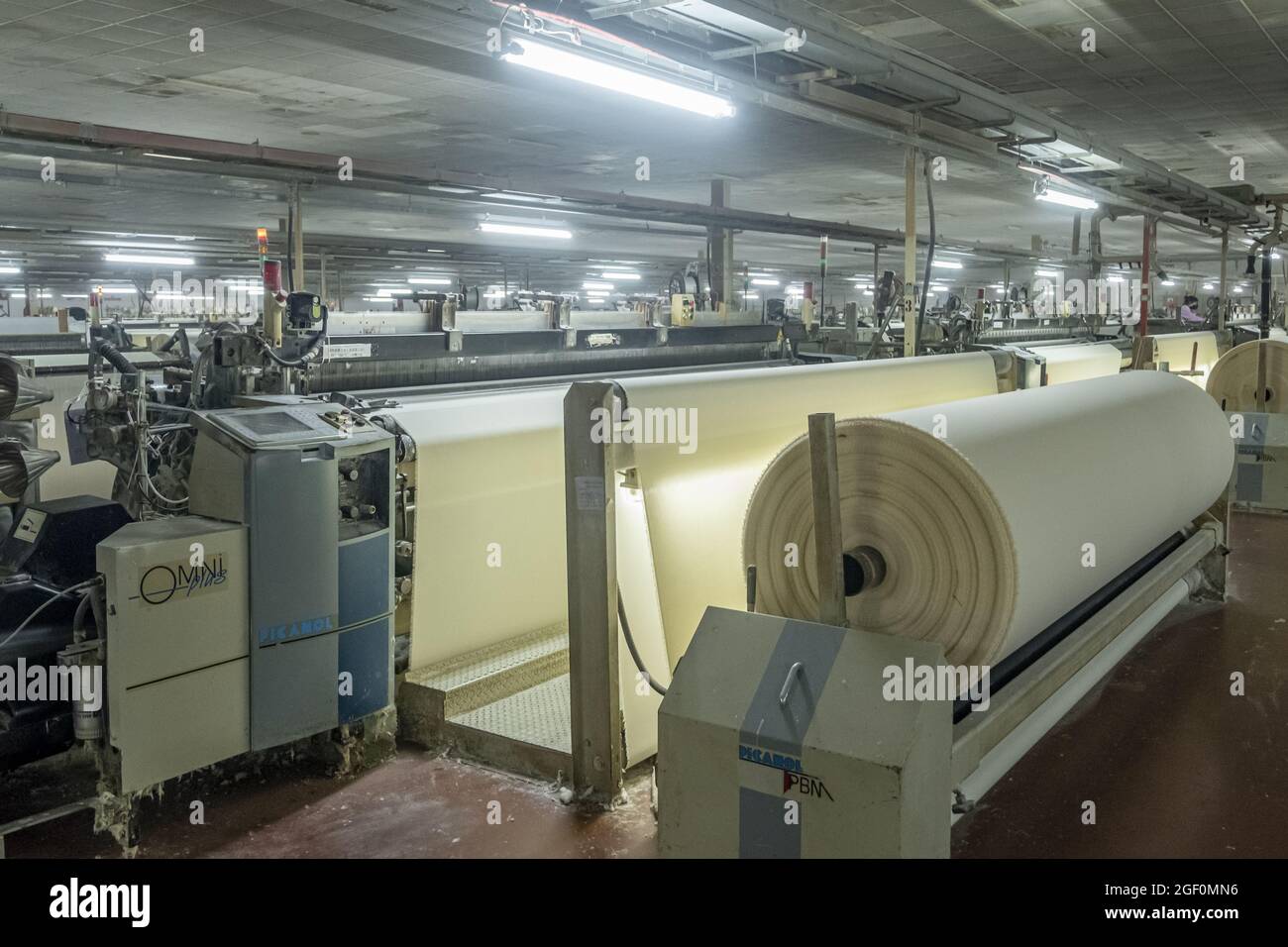 Textile production in china hi-res stock photography and images - Alamy