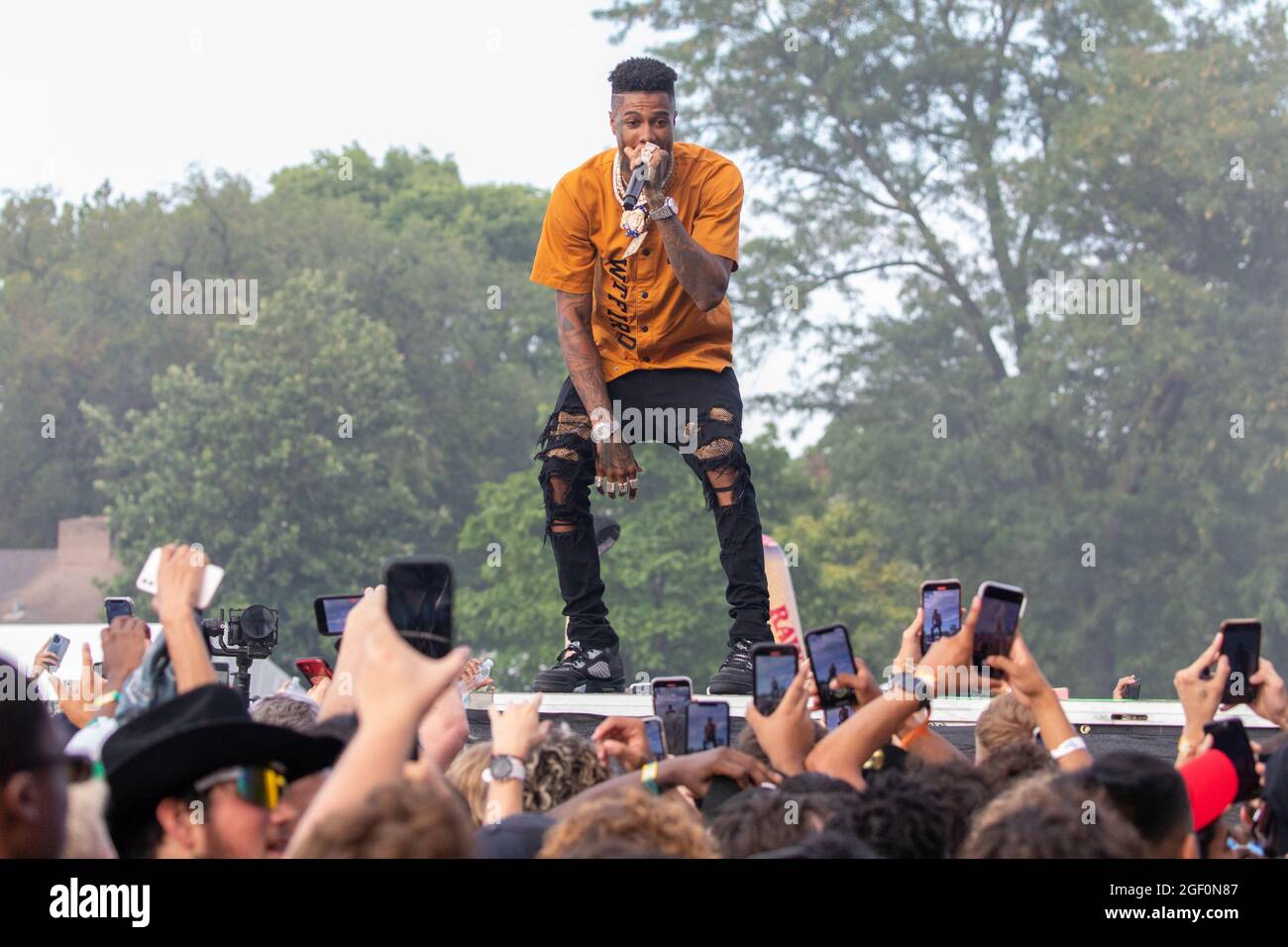 Blueface 2021 hi-res stock photography and images - Alamy