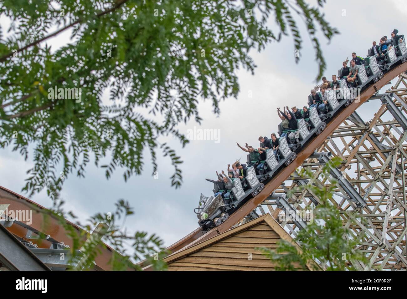 Theme park rides hi-res stock photography and images - Alamy