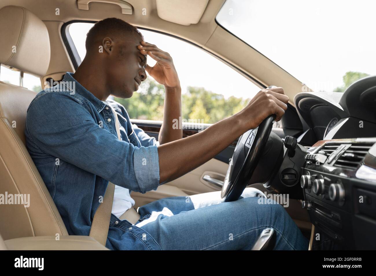 Stressed stuck hi-res stock photography and images - Alamy