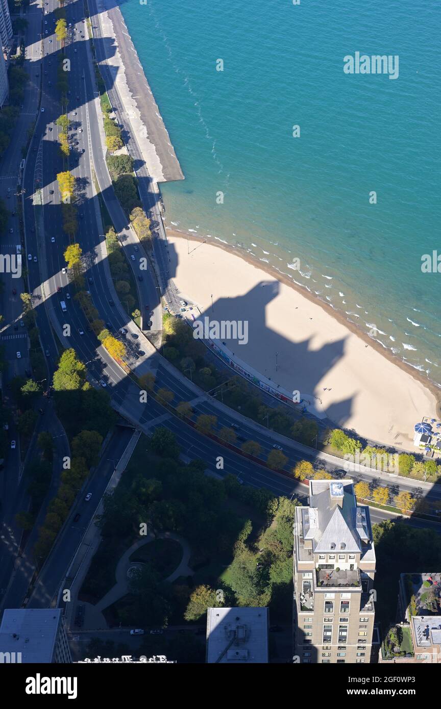 The 360 Chicago observation deck provides amazing views, Chicago IL ...