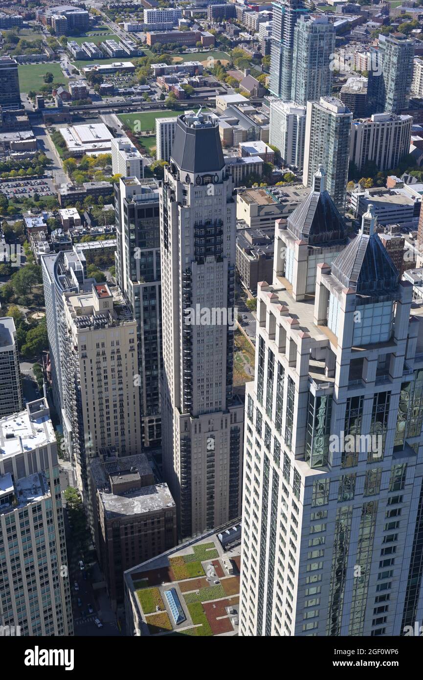 The 360 Chicago observation deck provides amazing views, Chicago IL ...