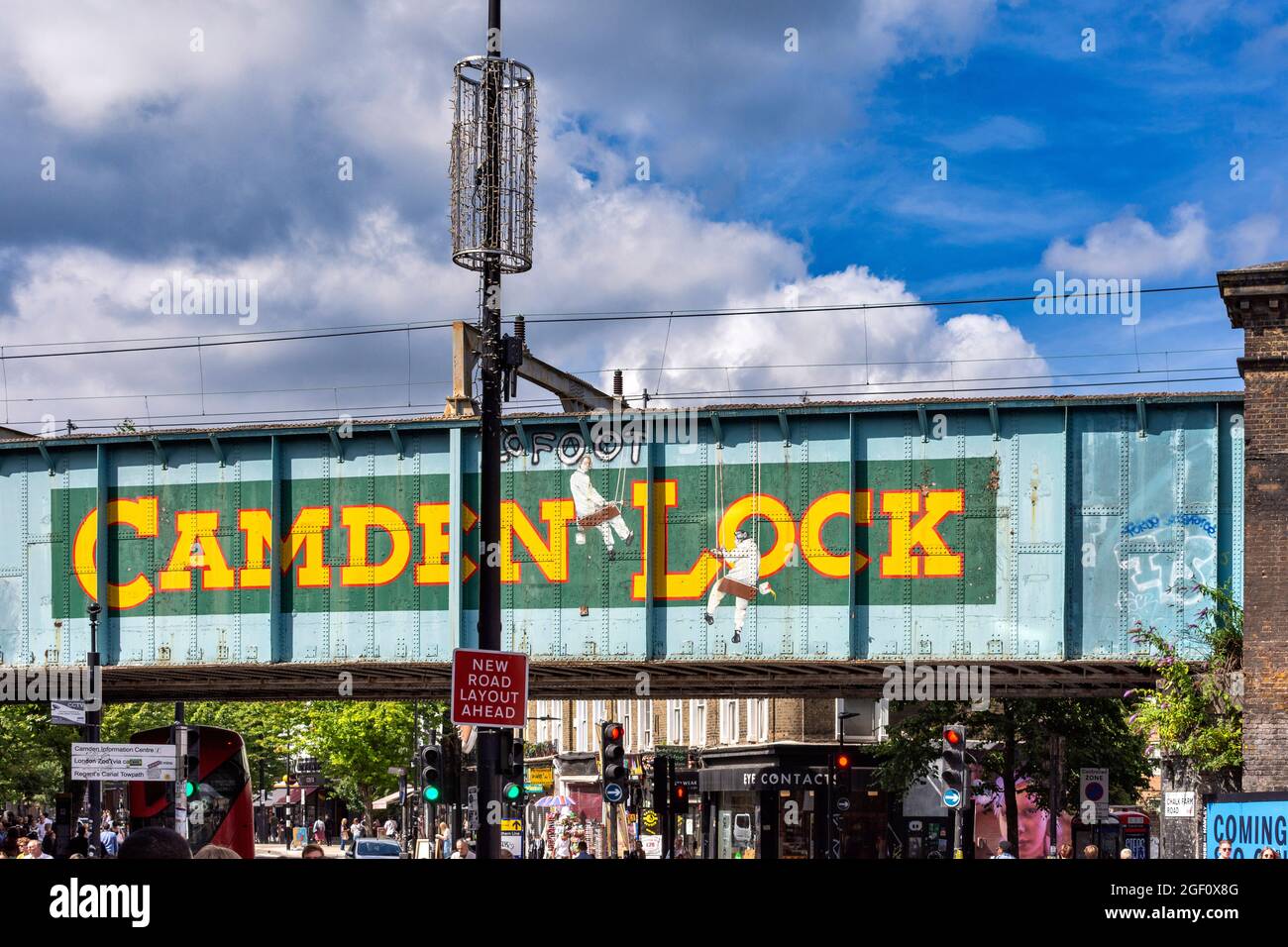 LONDON CAMDEN LOCK CAMDEN TOWN THE NORTH LONDON RAILWAY LINE BRIDGE ...