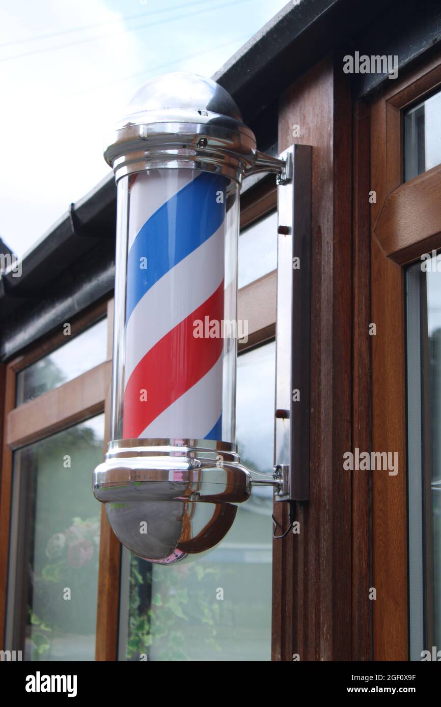 Vintage barber pole hi-res stock photography and images - Alamy