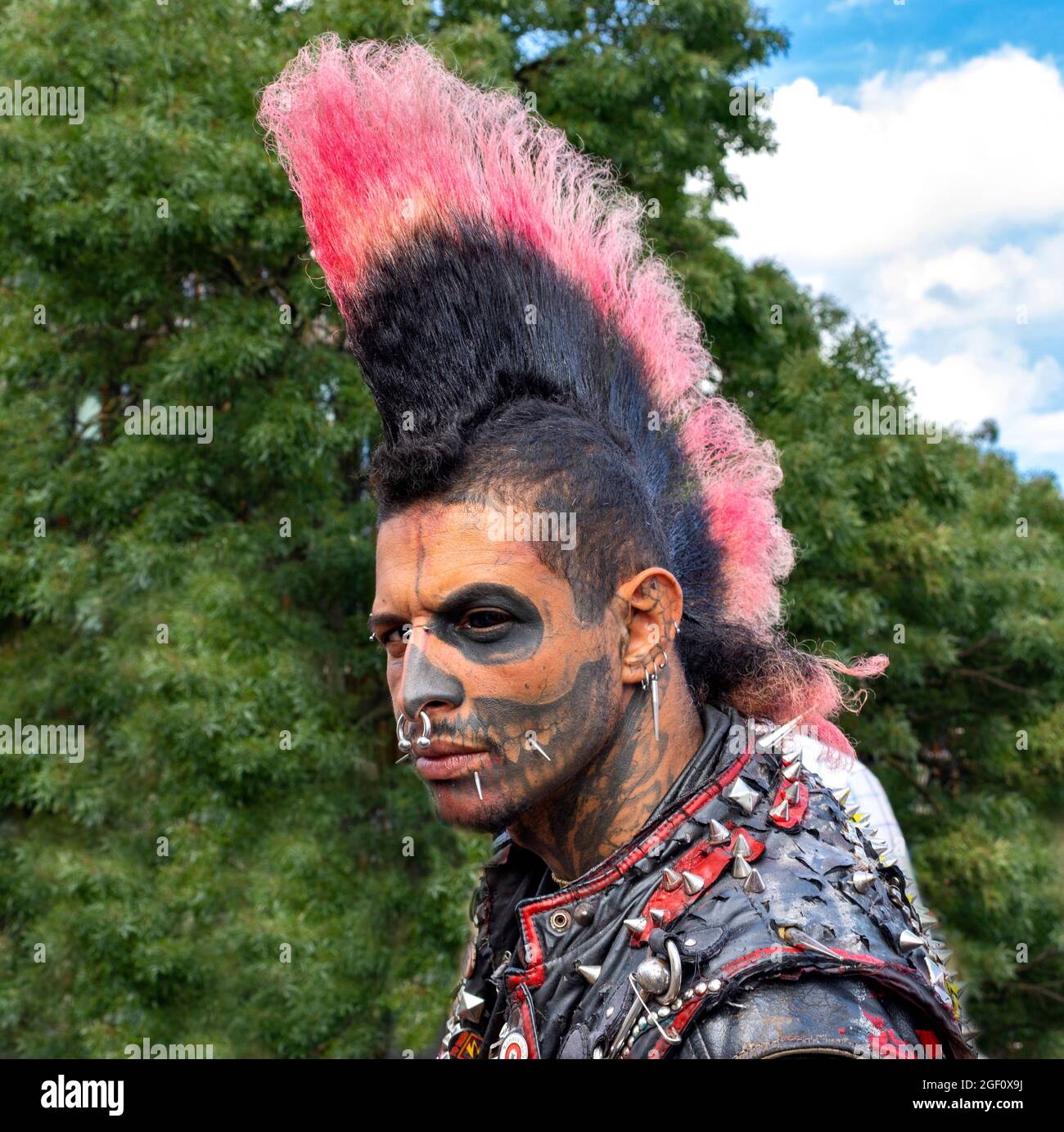 Punk camden hi-res stock photography and images - Alamy