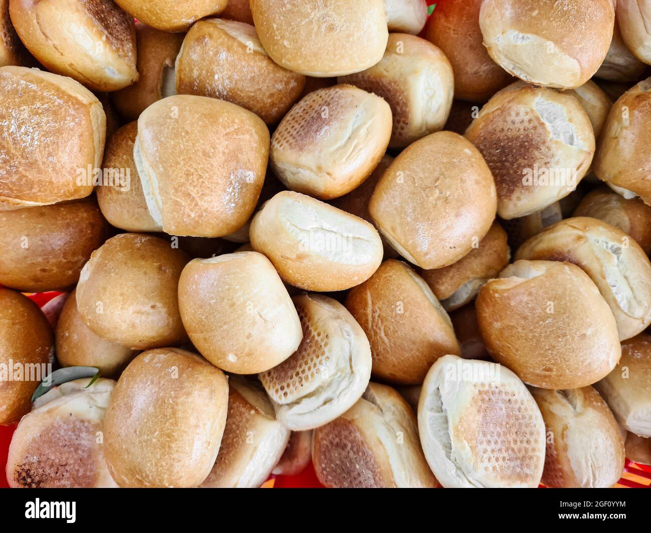 Surface texture of lots of wheat buns Stock Photo - Alamy