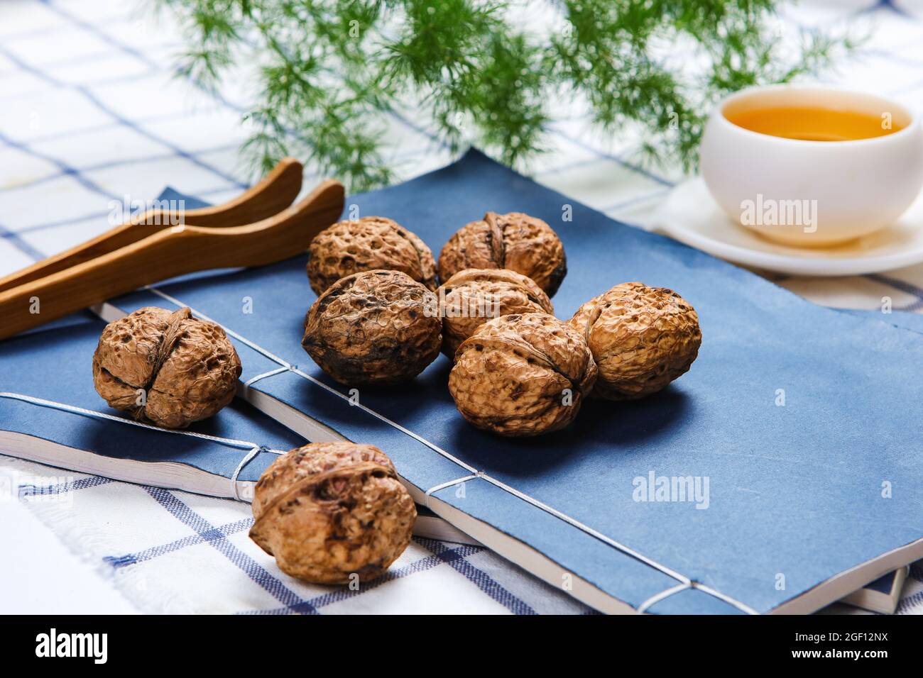 China walnut hi-res stock photography and images - Alamy
