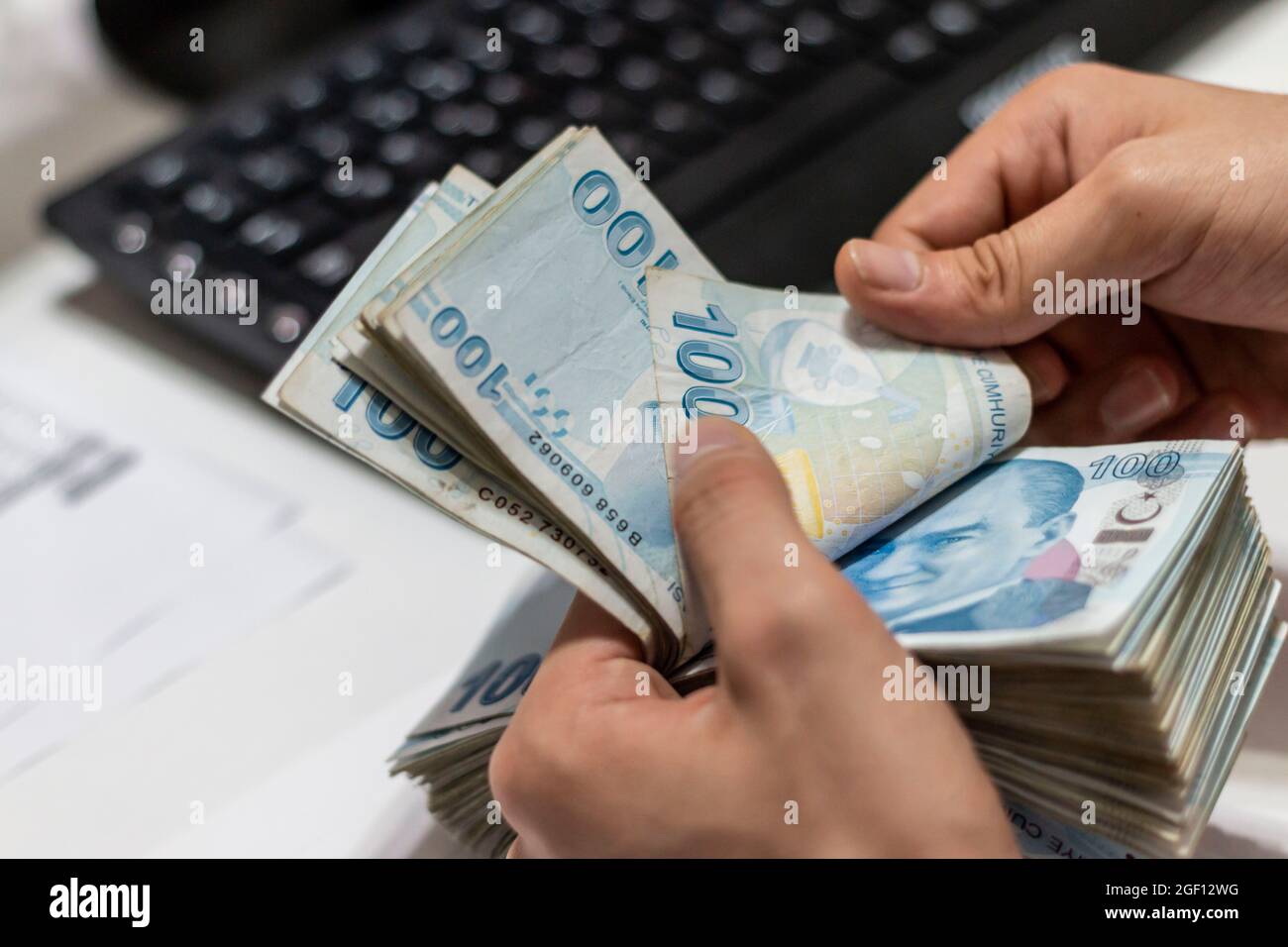 Turkish Lira, Turkish Money ( Turkish Turk Parasi Lira Stock Photo - Alamy