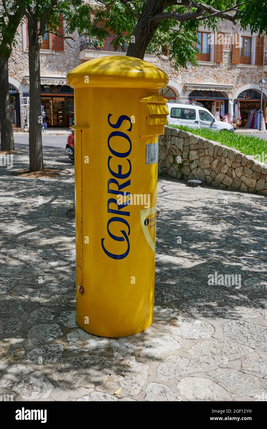 letterbox of the Spanish national post in Valldemossa, Mallorca, Spain ...