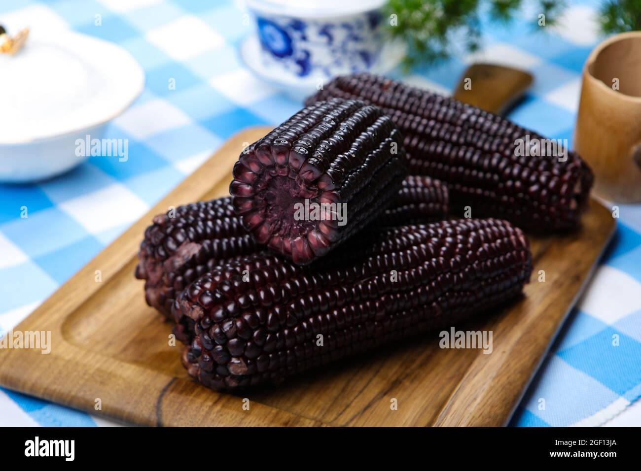 Black corn hi-res stock photography and images - Alamy