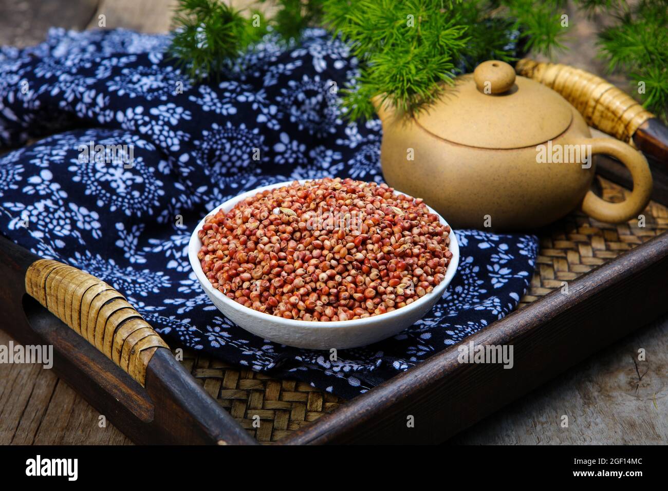 Red sorghum china hi-res stock photography and images - Alamy