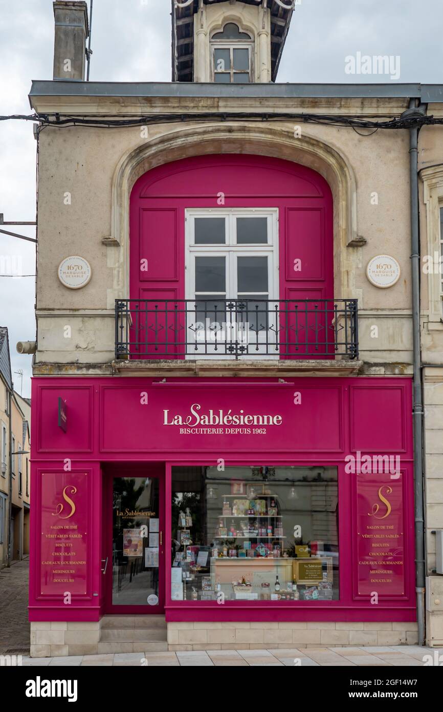 Sablesienne hi-res stock photography and images - Alamy