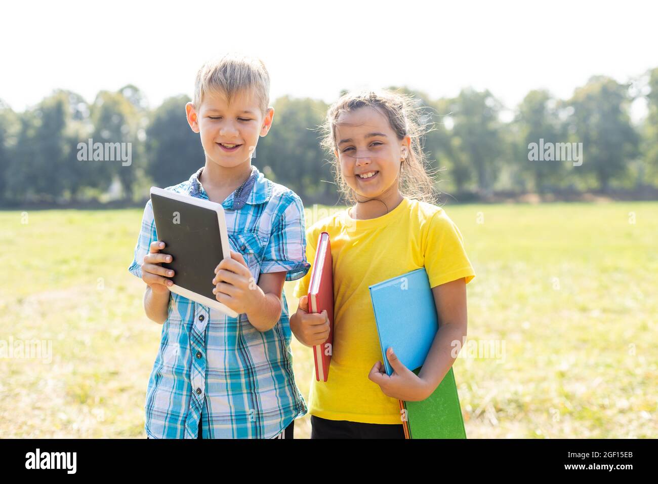 Elementary school students recess hi-res stock photography and images ...