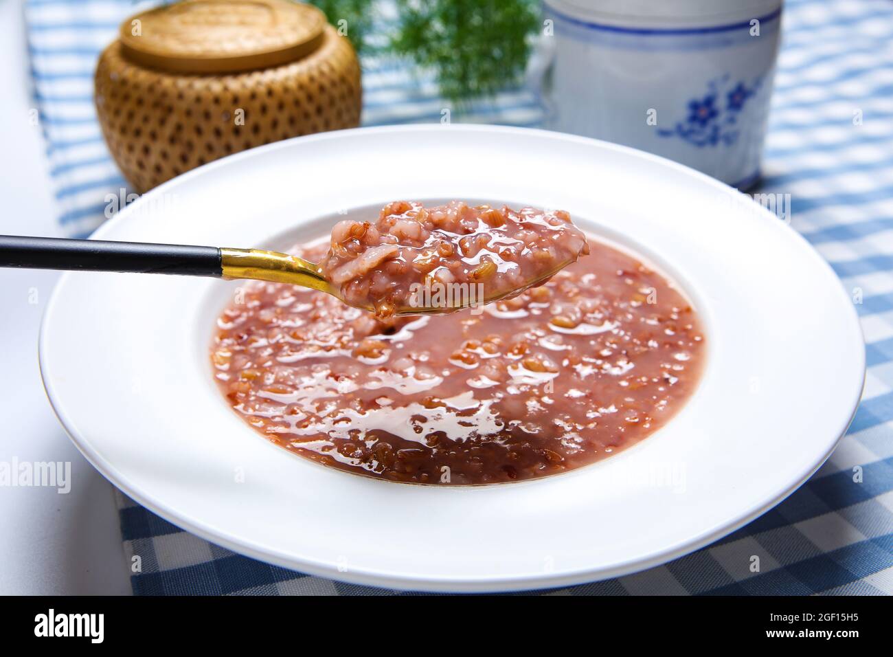 Red rice china hi-res stock photography and images - Alamy