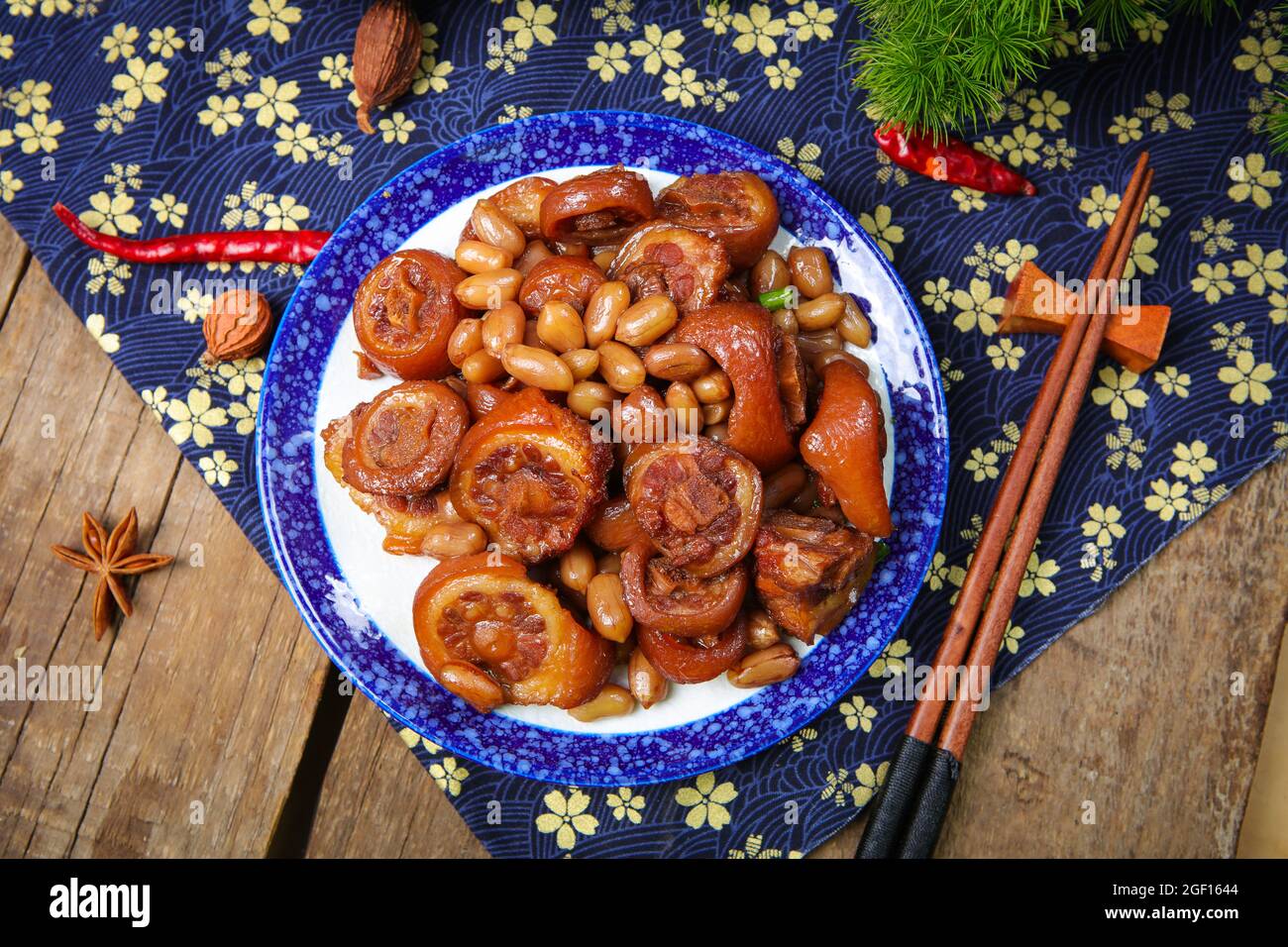 Peanut stew pig tail Stock Photo - Alamy