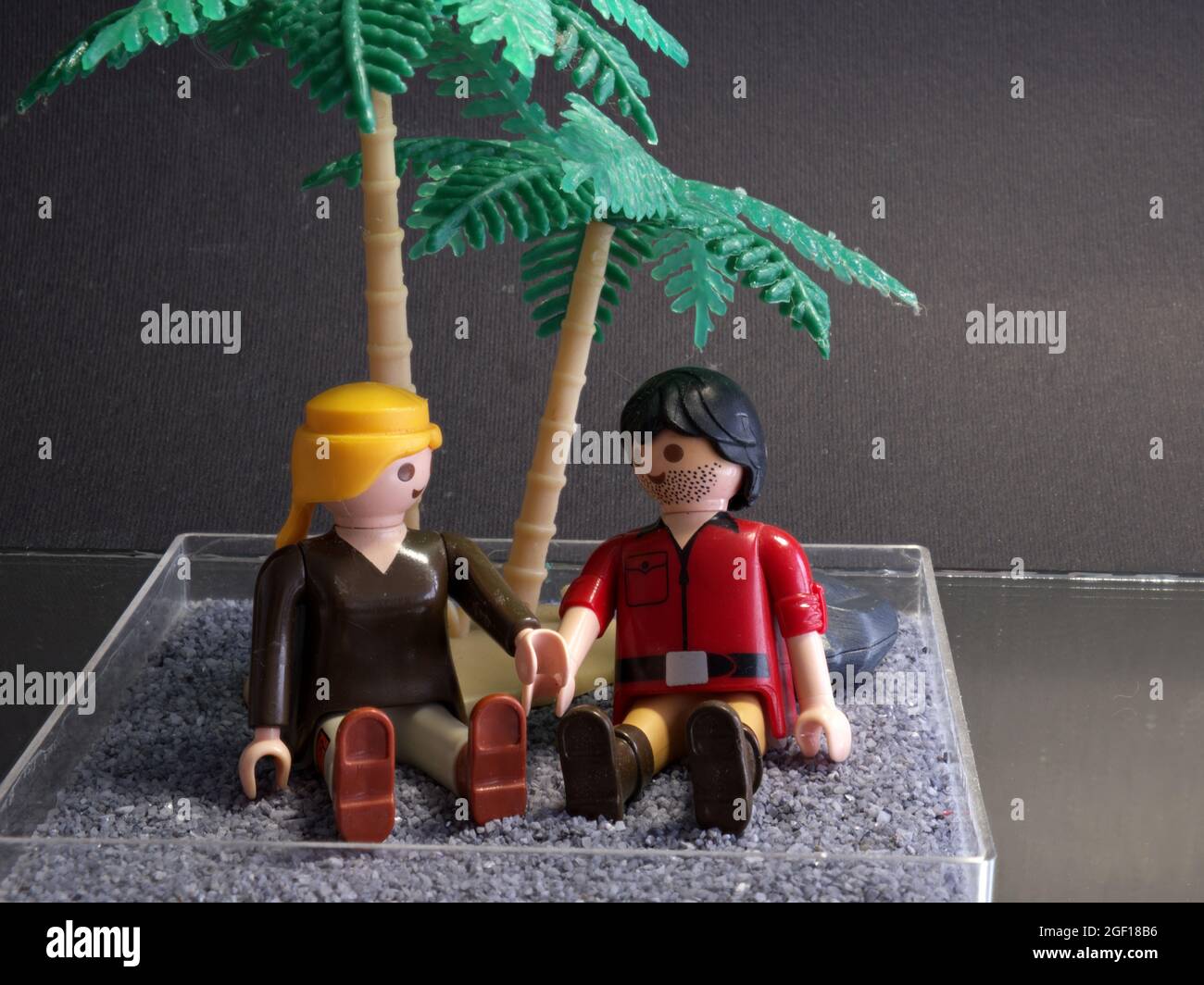 Palm figures hi-res stock photography and images - Alamy