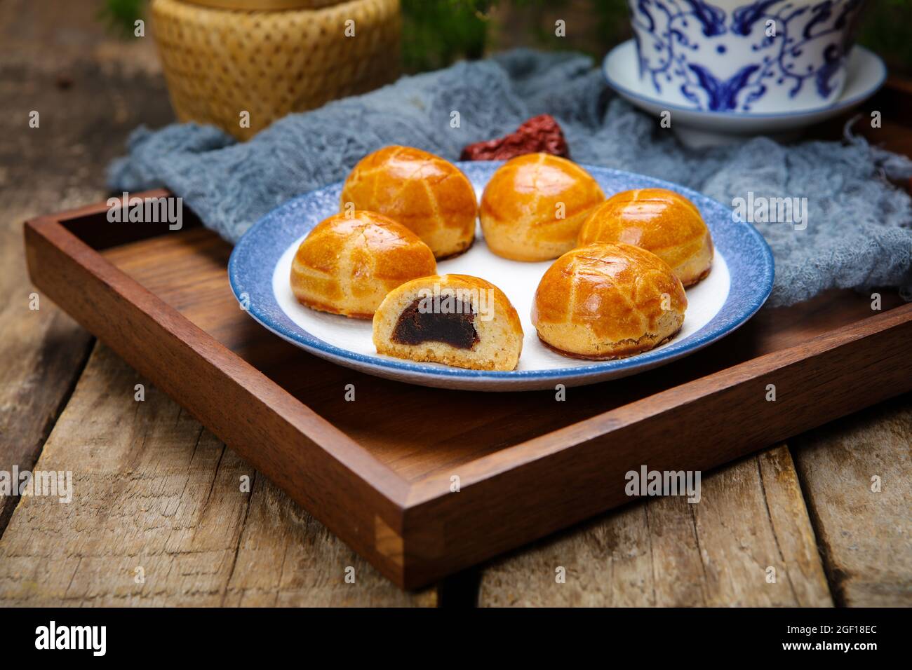 Chestnut flour cake hi-res stock photography and images - Alamy