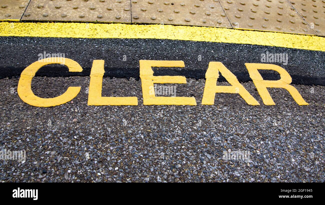 Yellow keep clear road sign hi-res stock photography and images - Alamy