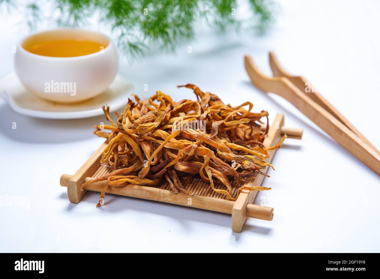Lily dried tea hi-res stock photography and images - Alamy