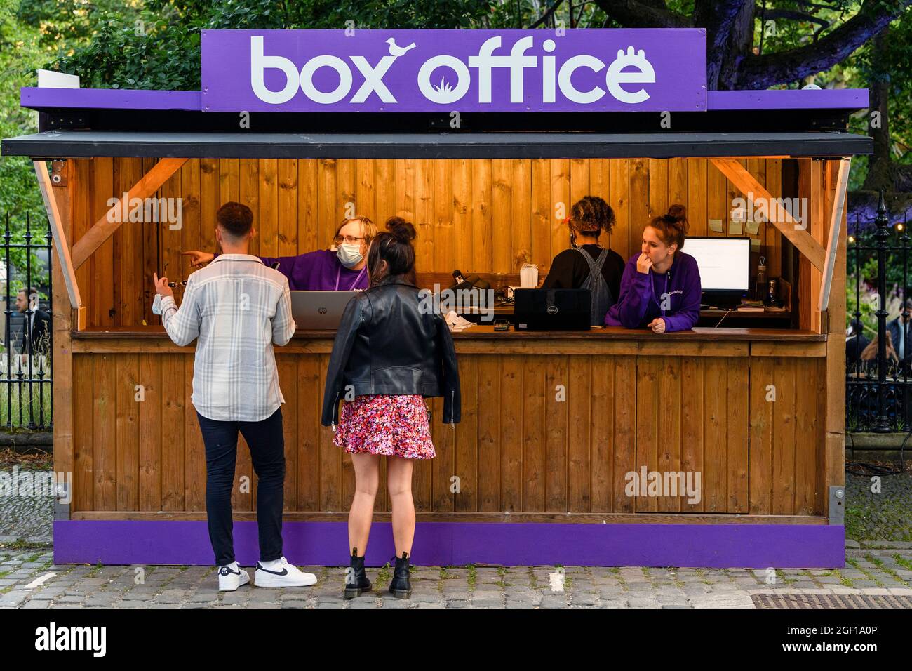 Public venue hi-res stock photography and images - Alamy