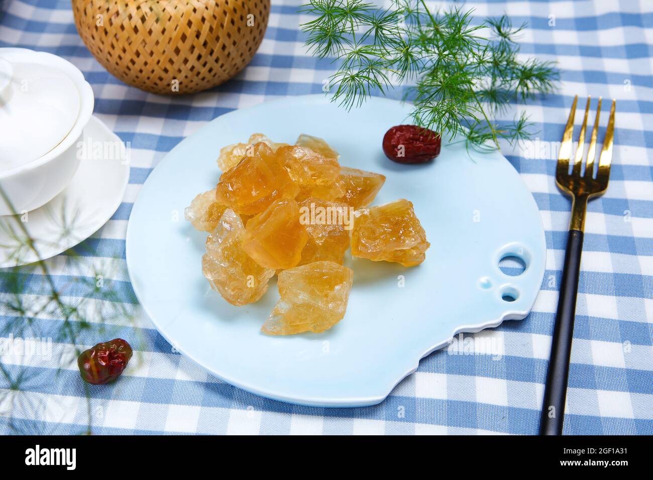 Rock sugar hi-res stock photography and images - Alamy