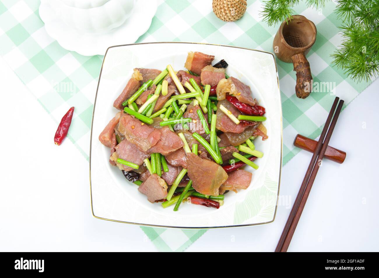 Ham Fried garlic moss Stock Photo - Alamy