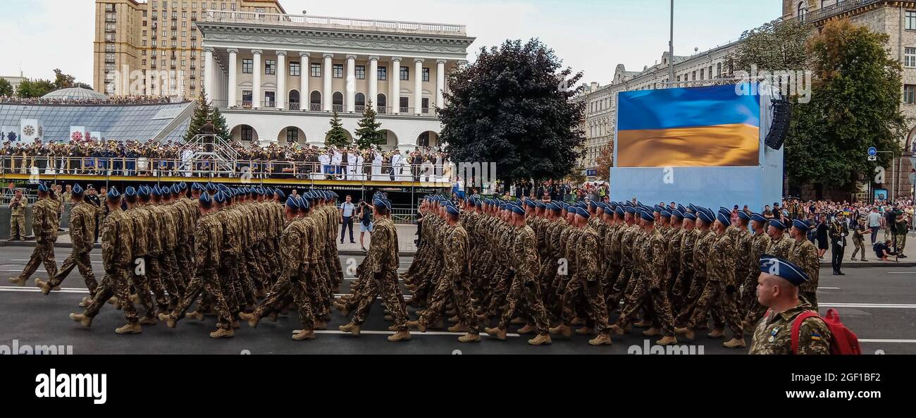 Ukrainian armed forces units participate in a rehearsal of military ...