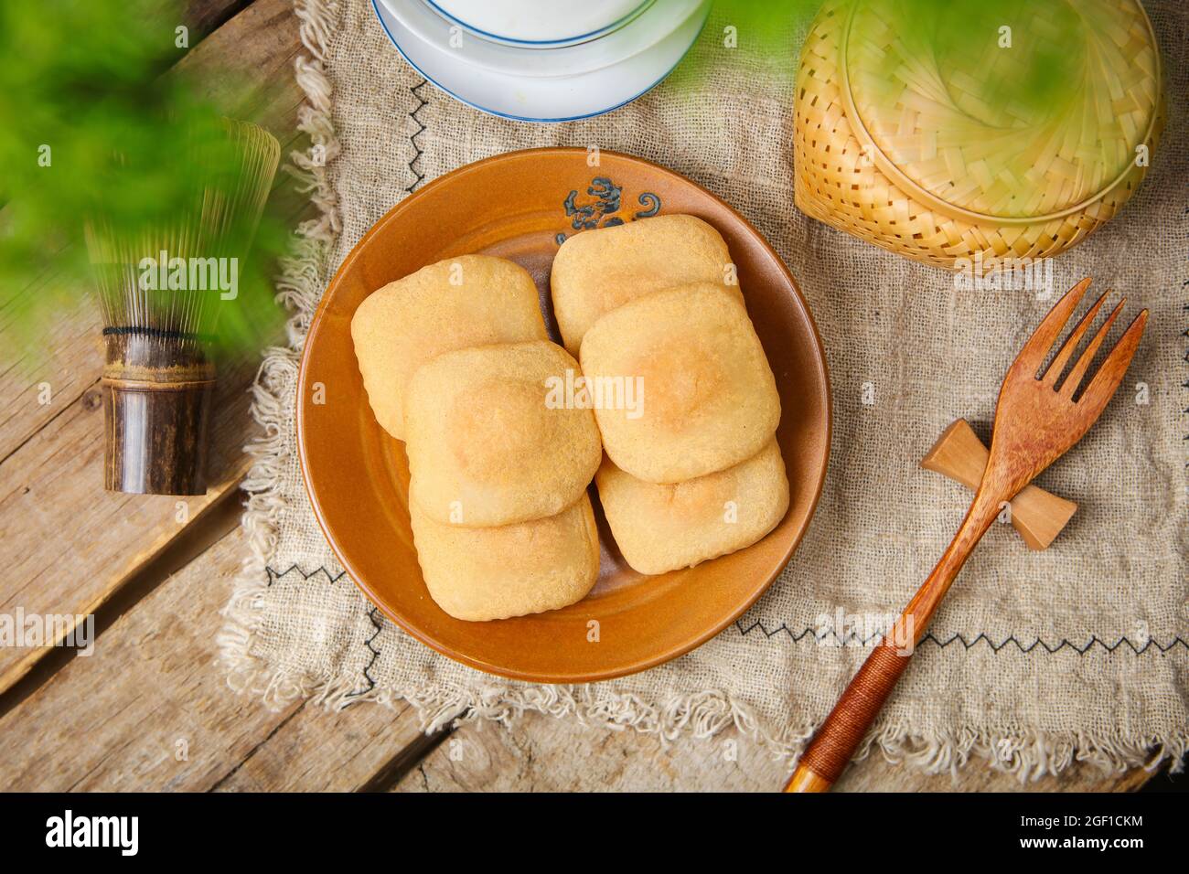 Gold group hi-res stock photography and images - Alamy