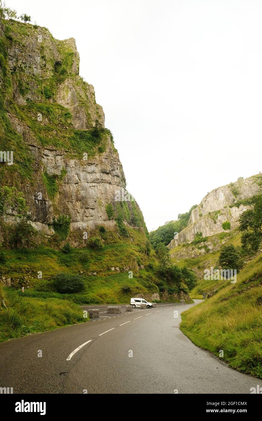 August 2021 - Cheddar Gorge and shops Stock Photo - Alamy