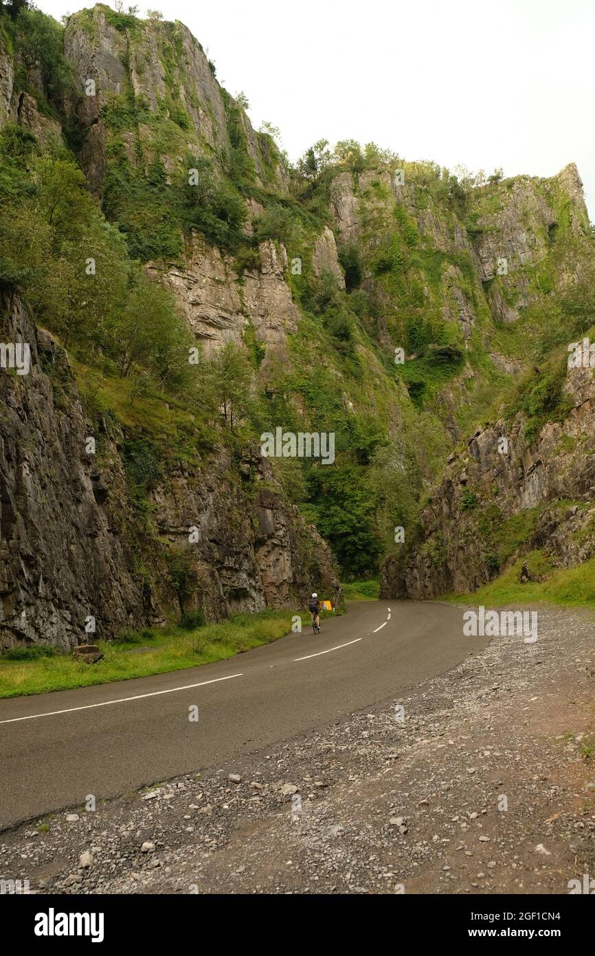 August 2021 - Cheddar Gorge and shops Stock Photo - Alamy