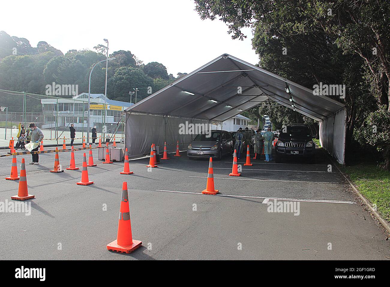 Temporary drive through testing station hi-res stock photography and ...