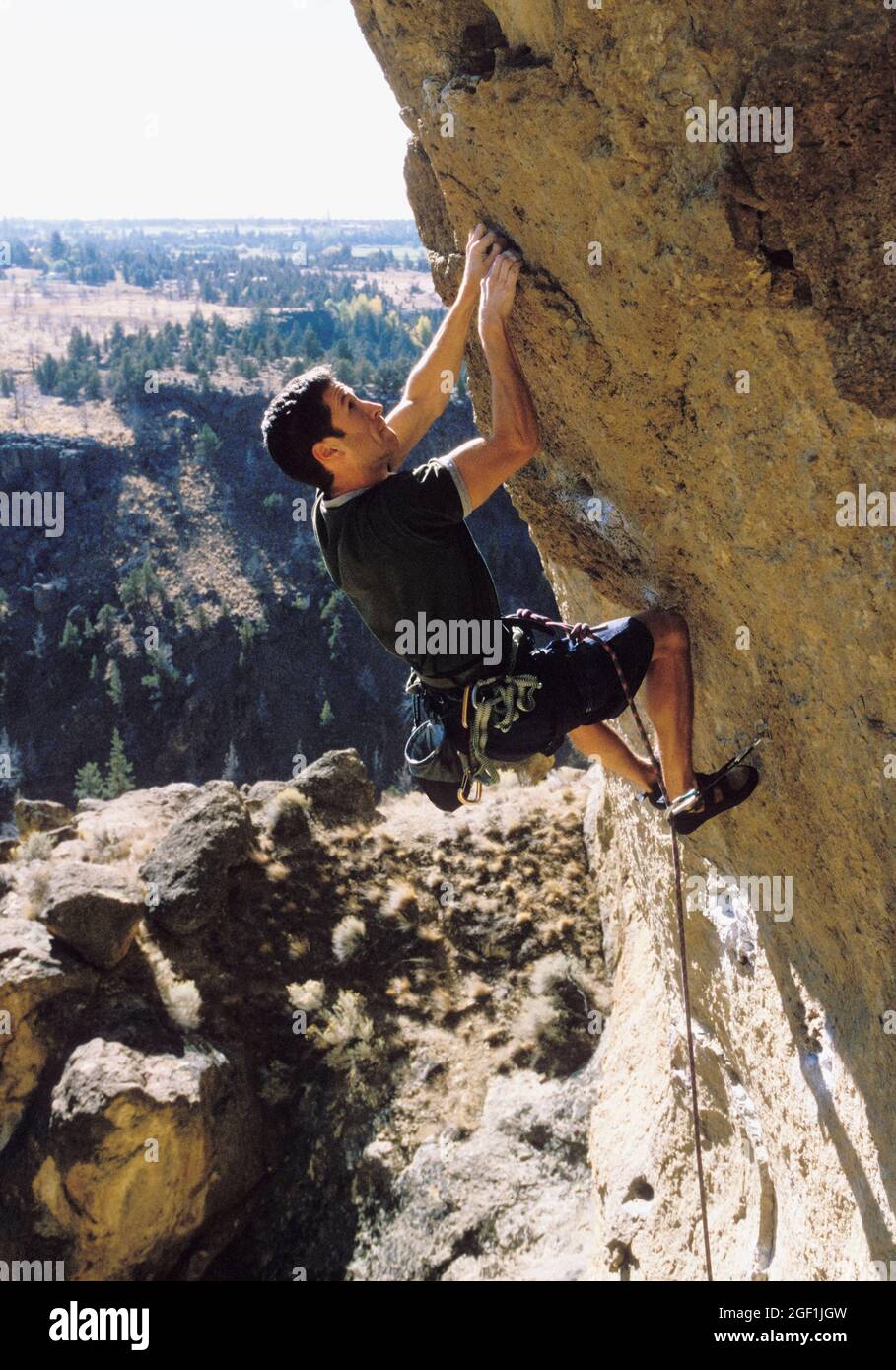 A man rock climbing at Smith Rock State Park in Oregon, USA Stock Photo ...