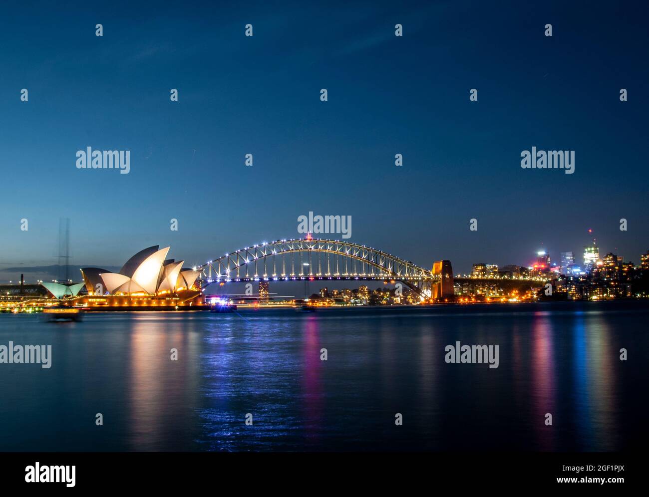 Nice opera house hi-res stock photography and images - Alamy