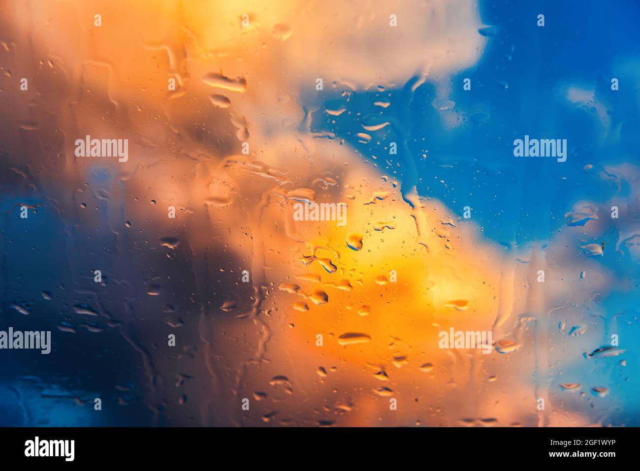 Raindrop on a car window hi-res stock photography and images - Alamy
