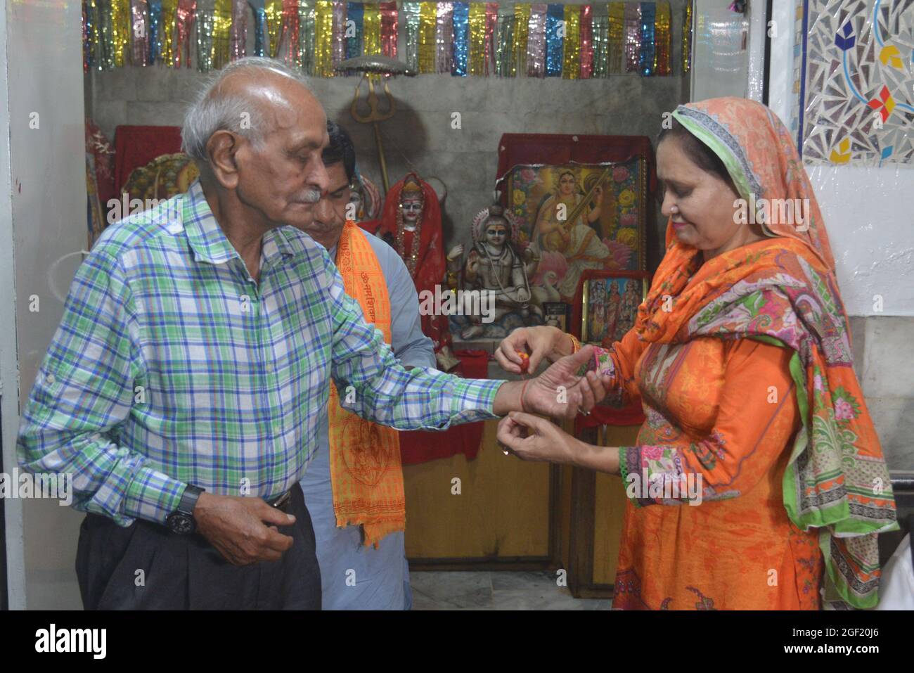 Lahore, Pakistan. 22nd Aug, 2021. Pakistani Hindu people performing ...