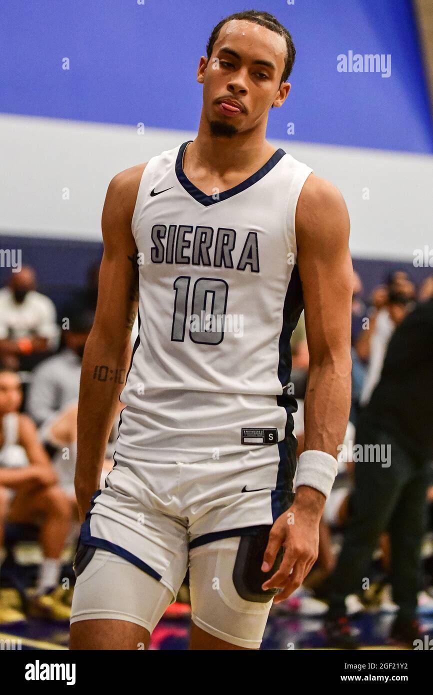 Sierra Canyon Trailblazers guard Amari Bailey (10) during the 2021 CIF ...
