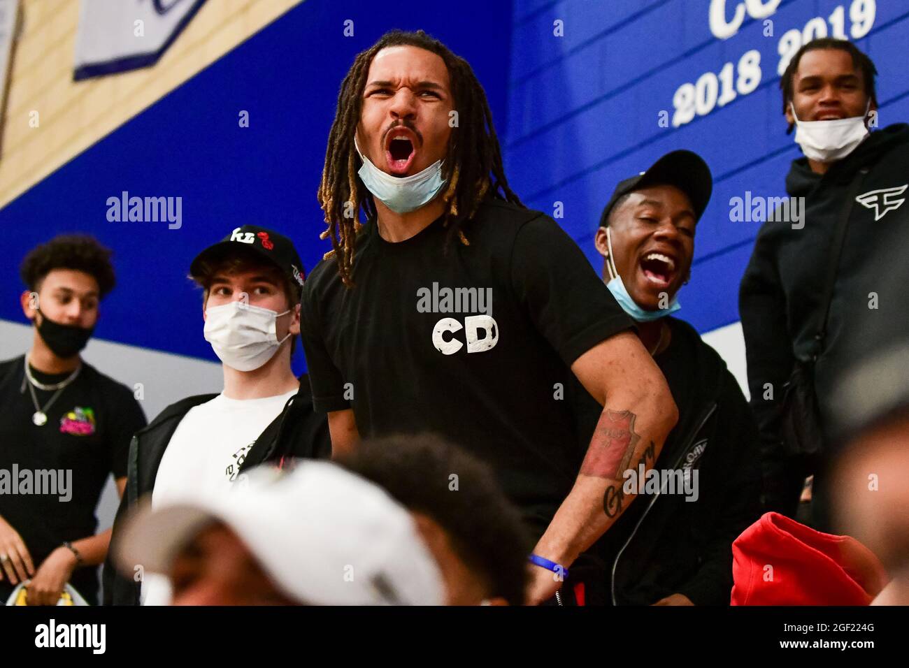 Orlando Magic point guard Cole Anthony celebrates during the 2021 CIF ...