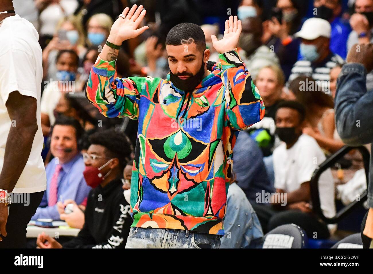 Drake rapper hi-res stock photography and images - Alamy