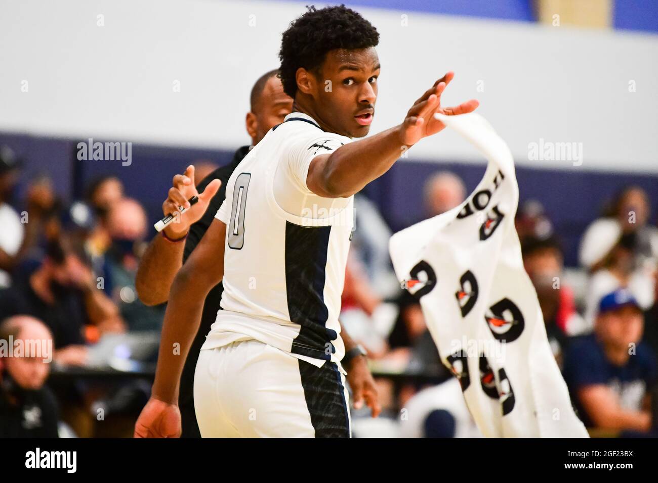 Bron james jr hi-res stock photography and images - Alamy