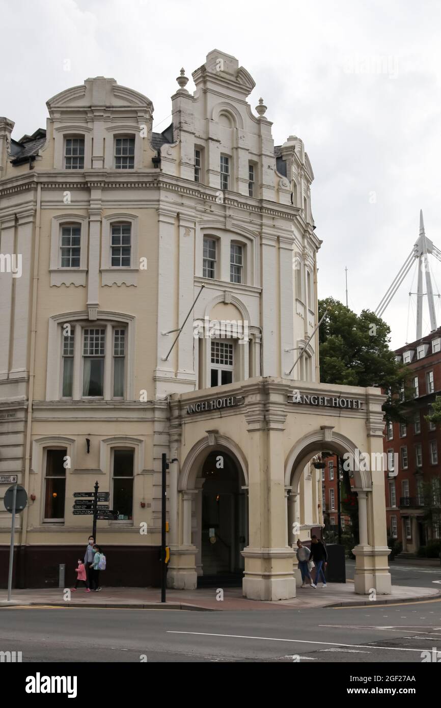 Entrance to Angel Hotel on corner of Castle Street and Westgate Street ...