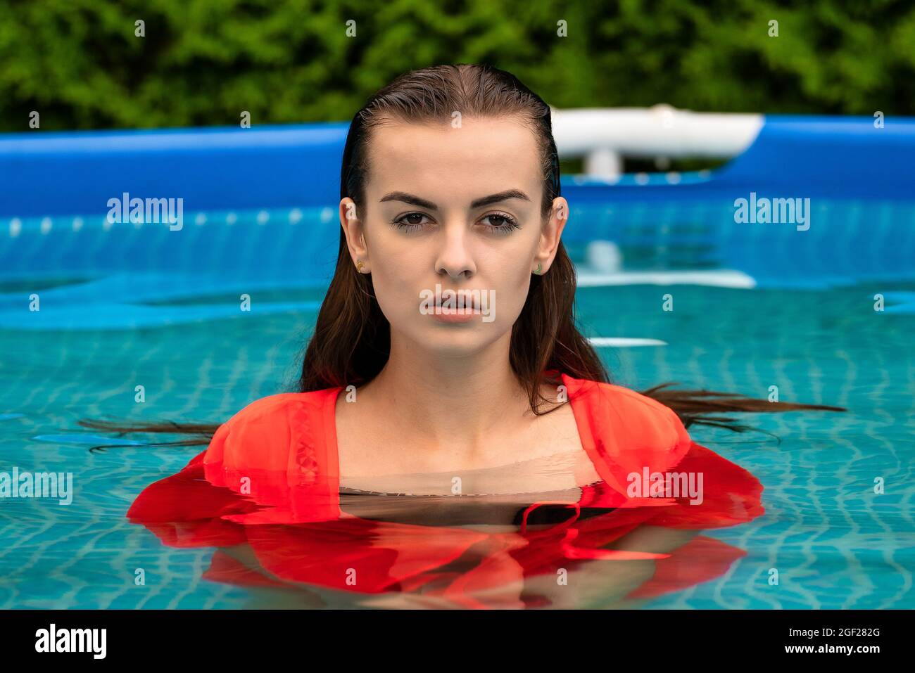 Women swimming pool hi-res stock photography and images - Alamy
