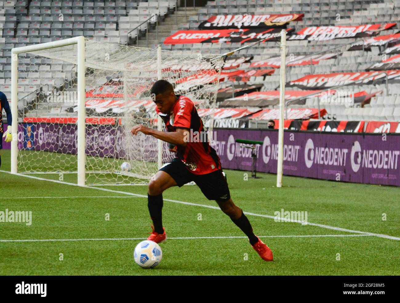 CURITIBA, PR - 22.08.2021: ATHLETICO X CORINTHIANS - Erick during ...
